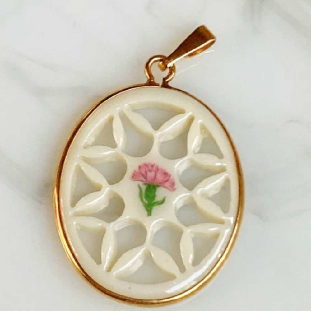 Vintage Lenox Collection Pendant - Gem